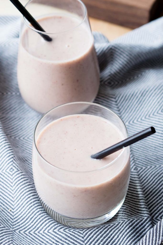 Red Bean Smoothie - a delicious and nutritious breakfast | The Worktop